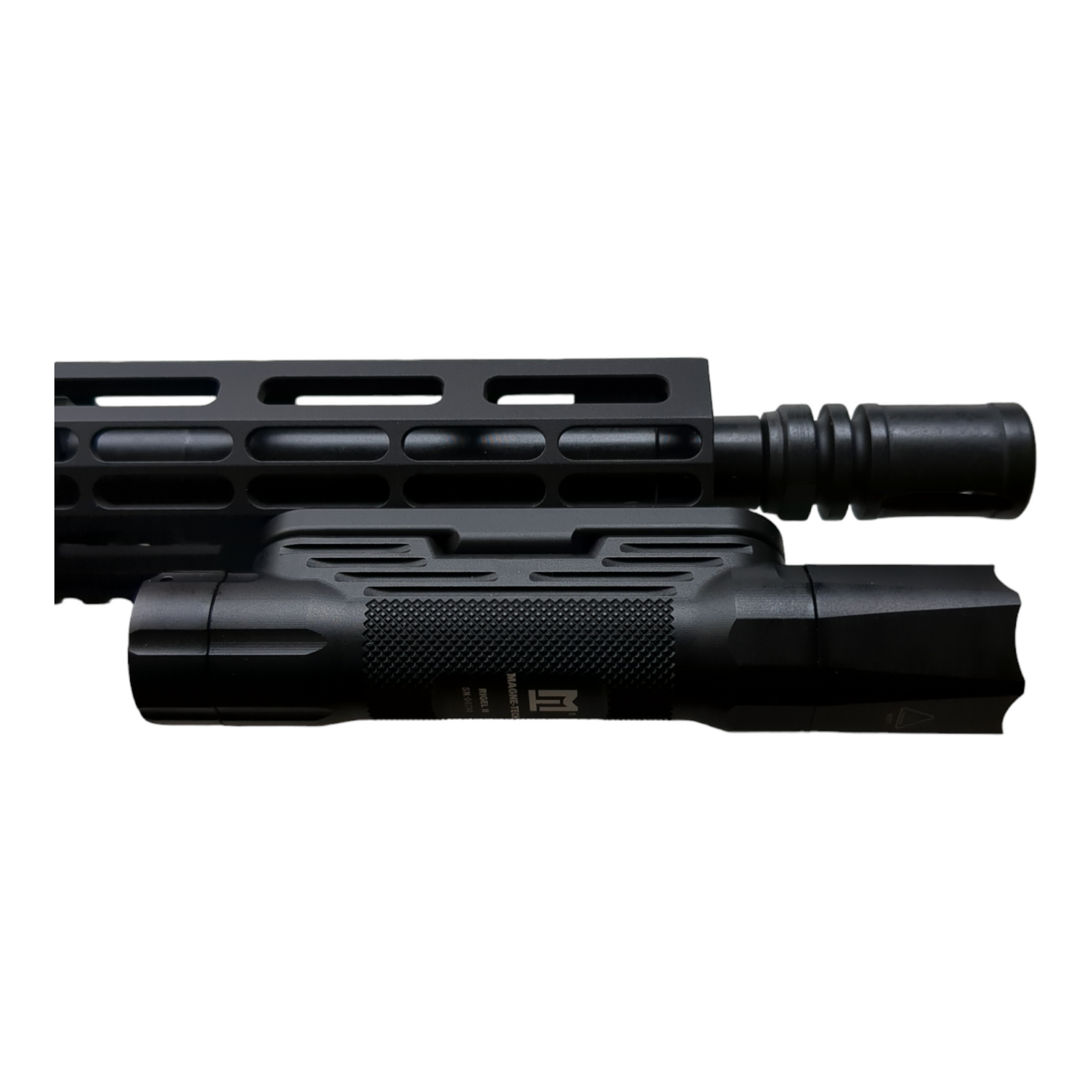 Best M-Lok Flashlight, Magnetic QD, 1100 Lumen – Magne-Tech